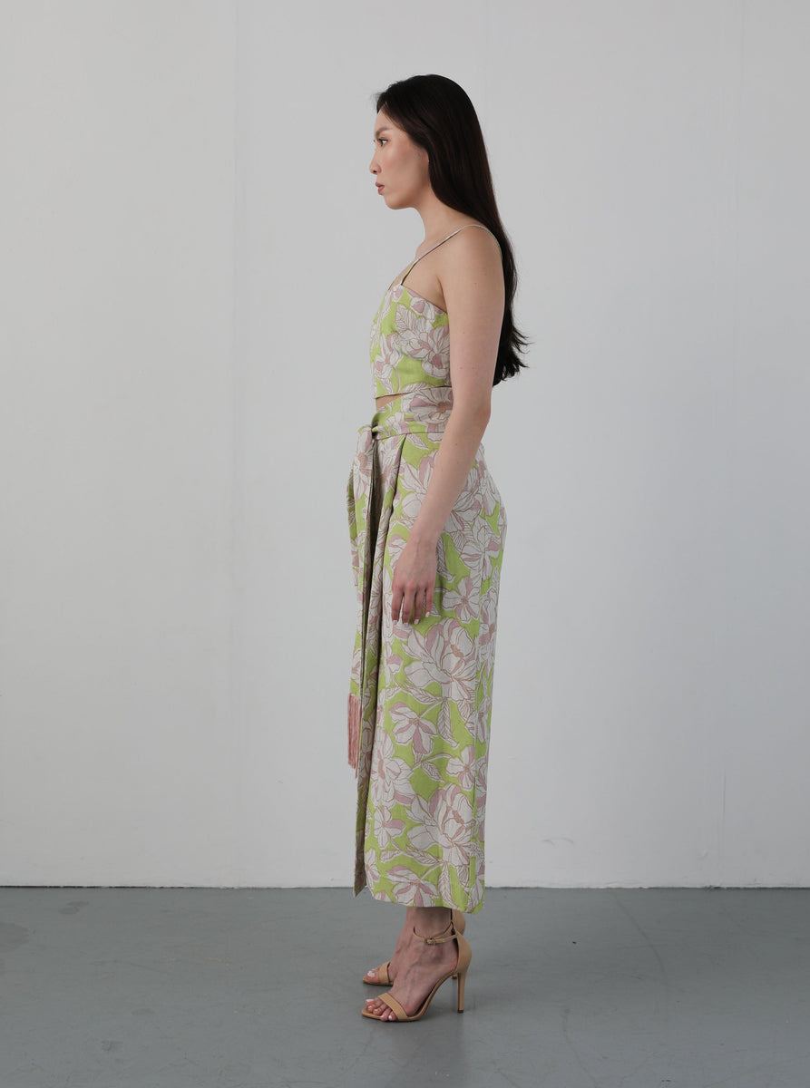 The 'Marsci' Wrap Skirt – OMÁGE
